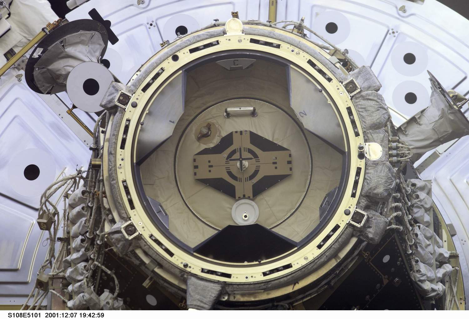 ISS les Docking System